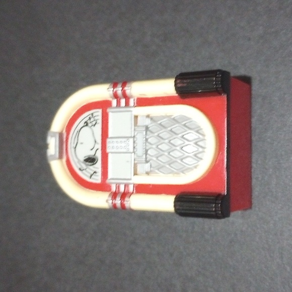 Peanuts | Toys | Vintage Doll House Furniture Snoopy Jukebox Plastic ...